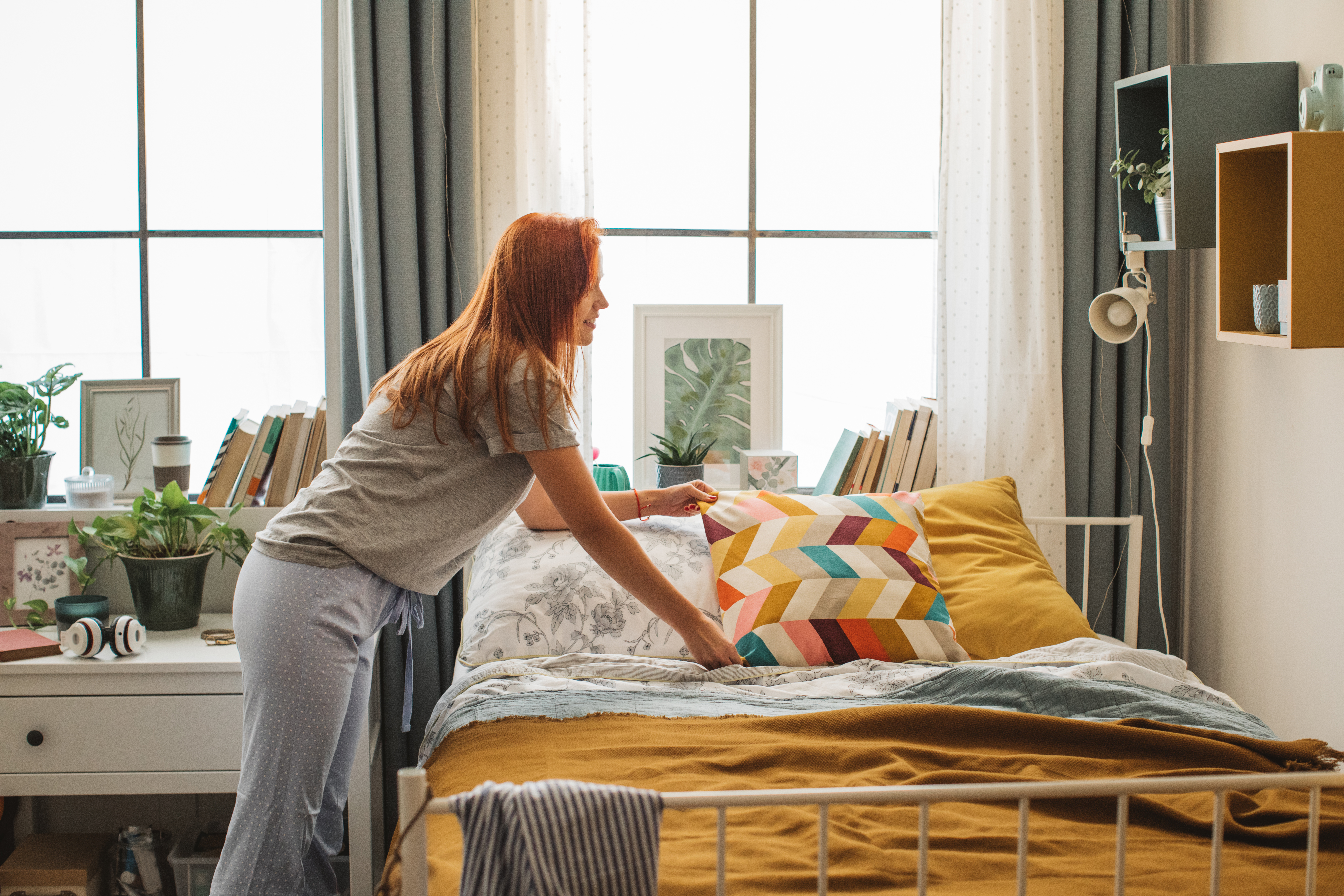 The First Year Student Checklist | Elements Financial